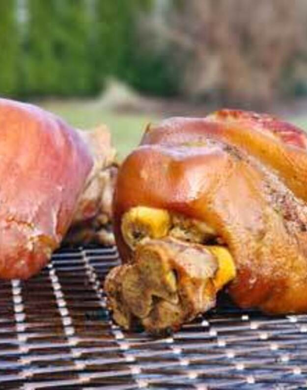 Tradiciškai rūkyti vištienos ketvičiai - receptas | INGOS RECEPTAI www ...